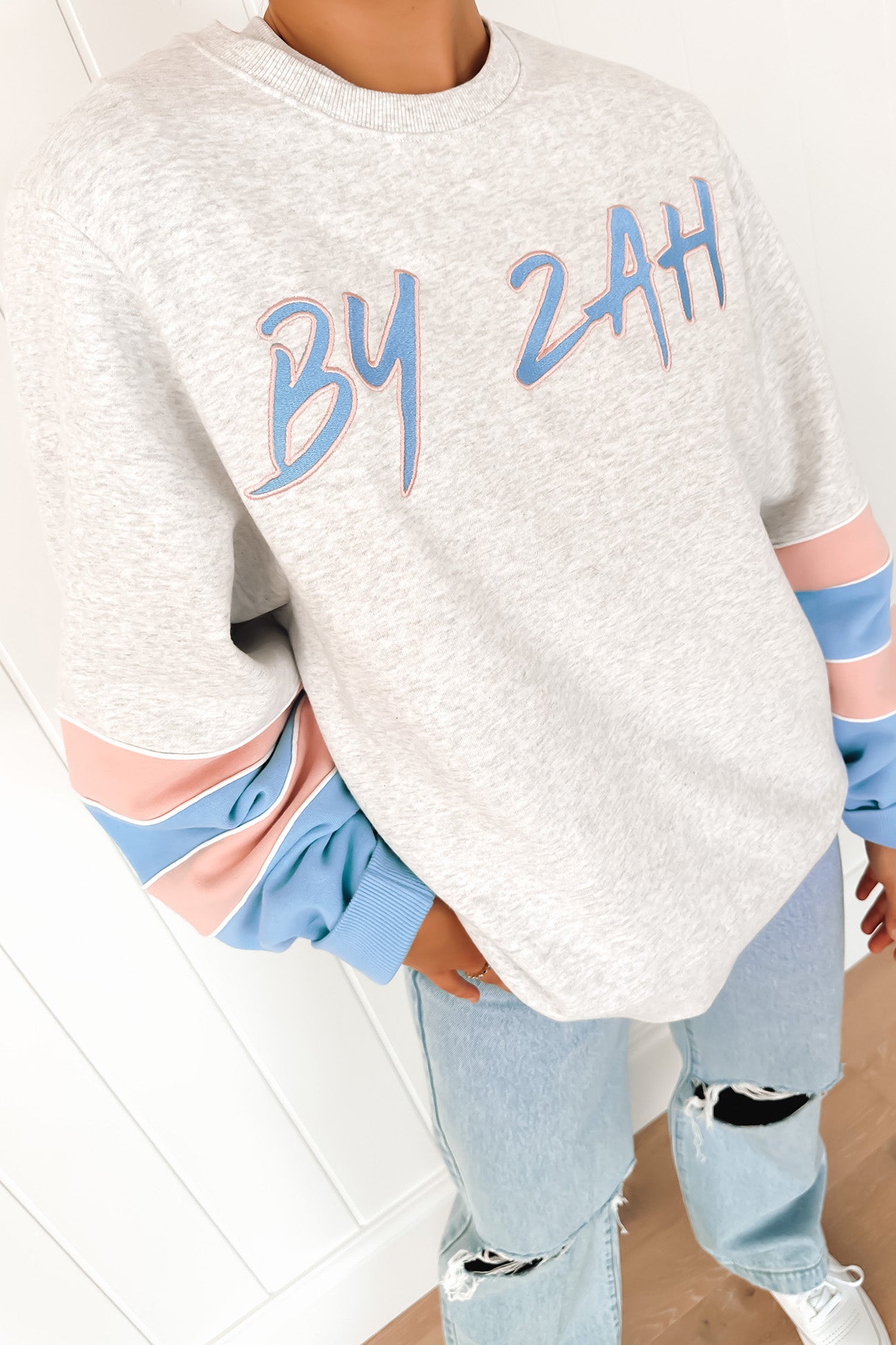 Zah College Fleece Snow Marle – BY. ZAH