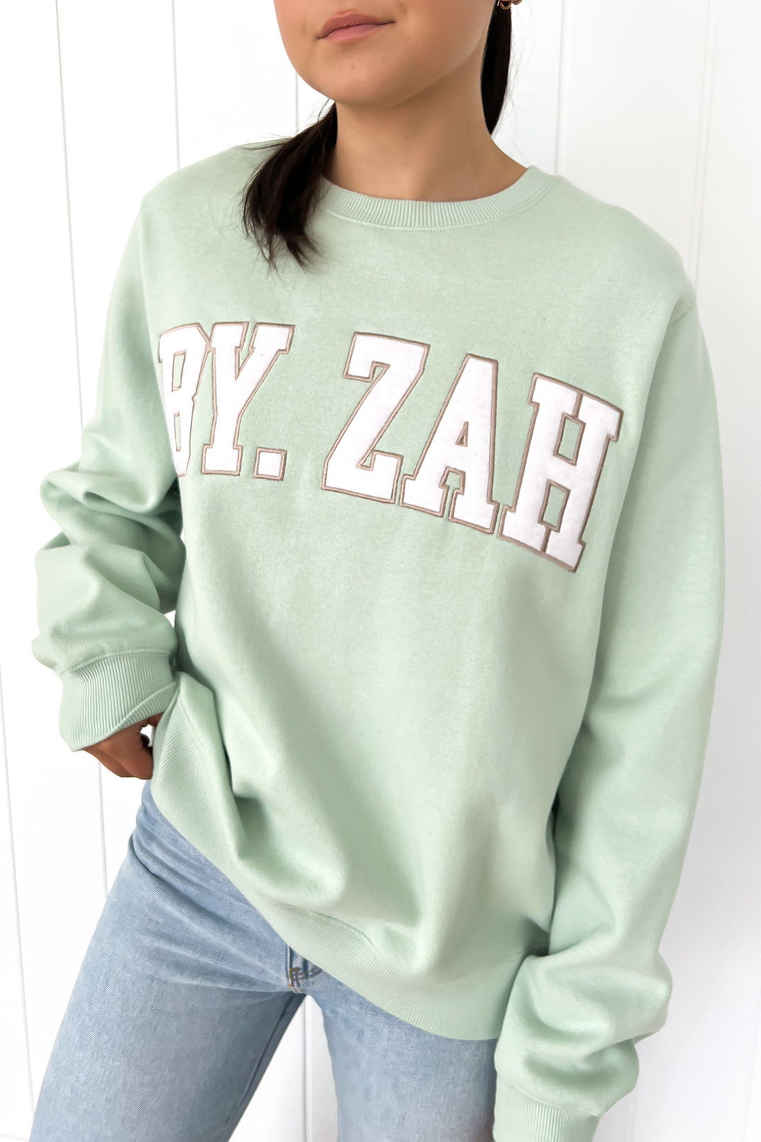 Zah Collegiate Fleece Crew Sage – BY. ZAH